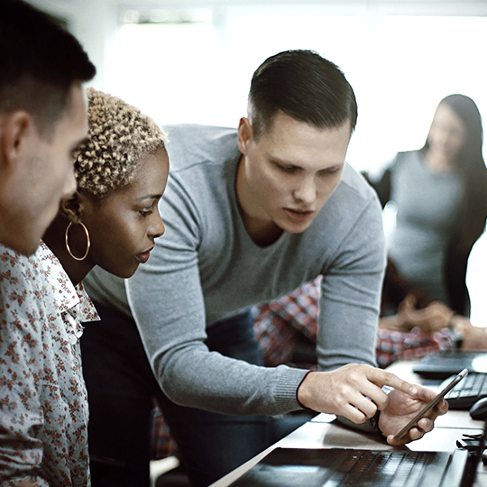 Procesamiento de datos en grandes servidores | Kyocera